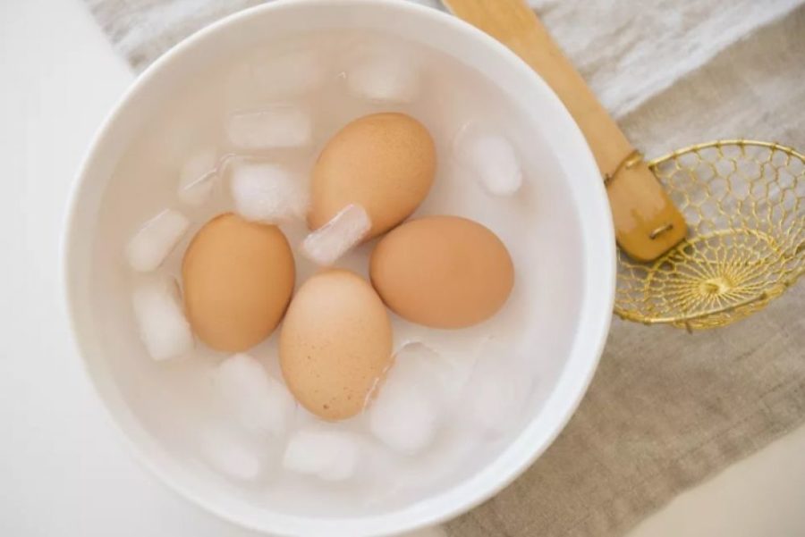 Creative Ways to Use Ice Cubes in the Kitchen | Ice Hacks